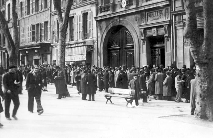 Refugiados en Marsella – A MI MANERA